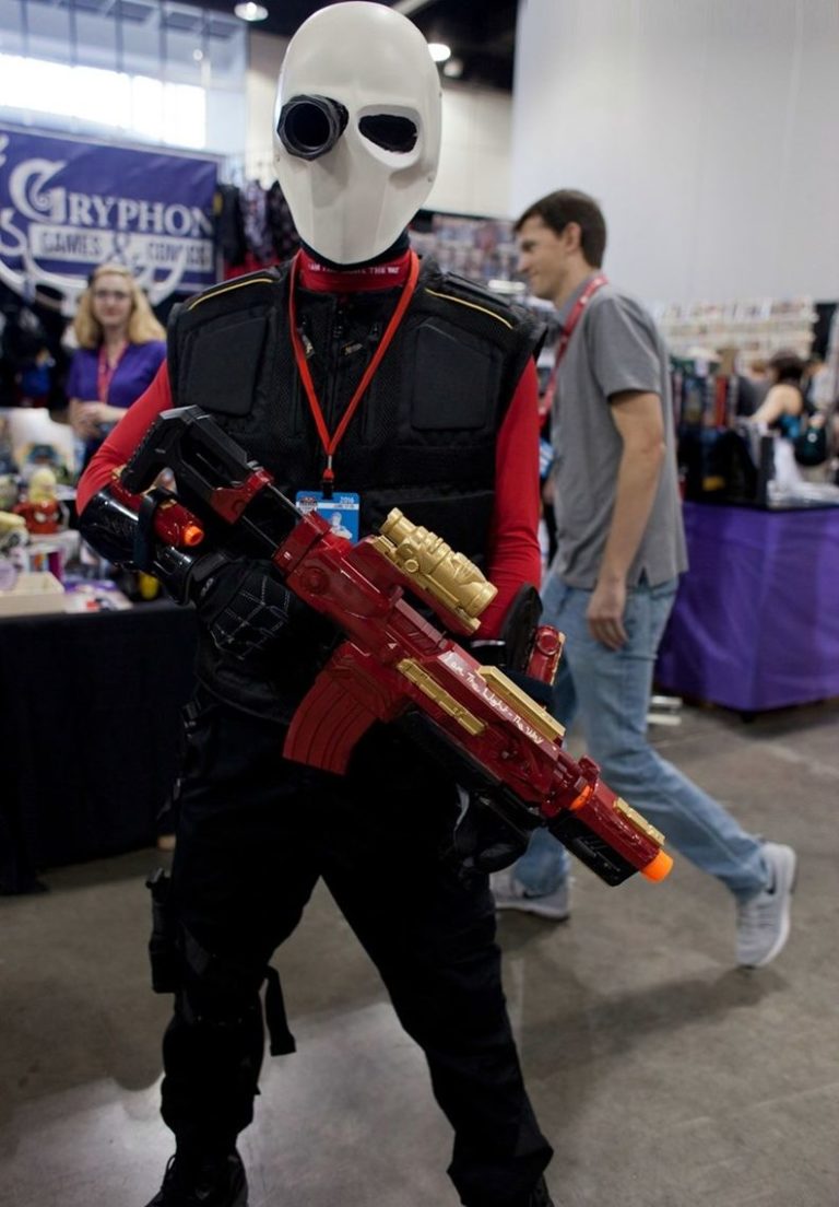 Cosplayers That Completely Nailed It - 60 Funny Pictures – FunnyFoto